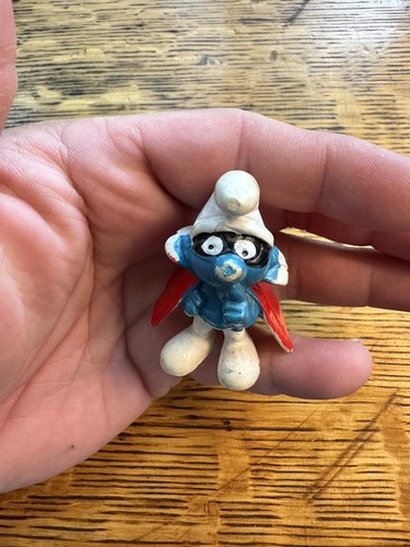 Vintage Peyo Schleich - Spy Smurf with Red Cape & White Underside 1966 ...