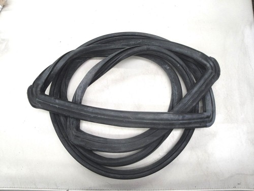 73 74 75 76 77 78 79 FORD TRUCK F100 F150 F250 WINDSHIELD SEAL NO GROVE ...