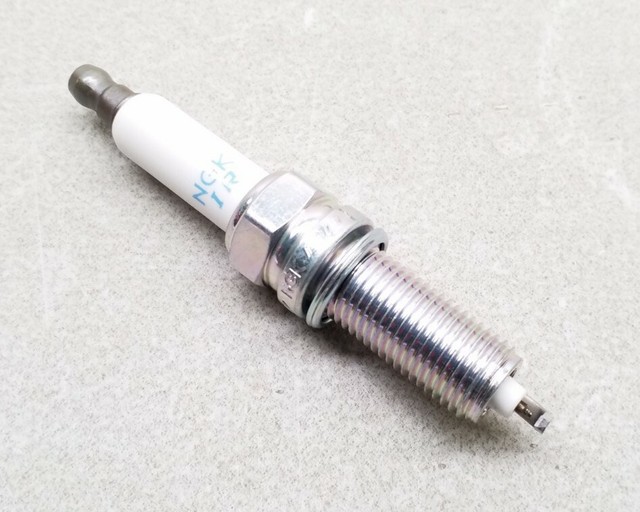 Genuine OEM Spark Plug for Hyundai 1884909075 for sale online | eBay