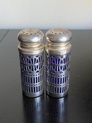 Salt & Pepper Shakers - Cobalt Blue Salt And Pepper Shakers