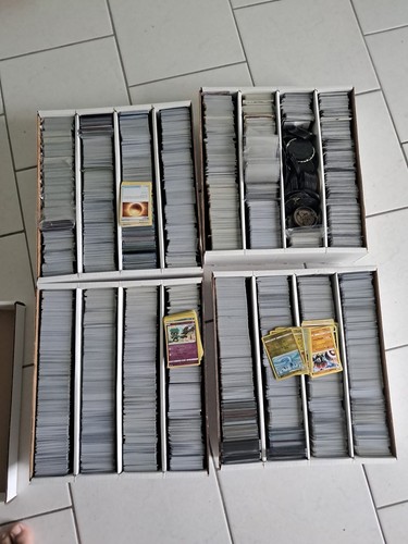 Over 9500 Pokémon Cards , 19 graded pokemon and 2 binders, 7 empty ...
