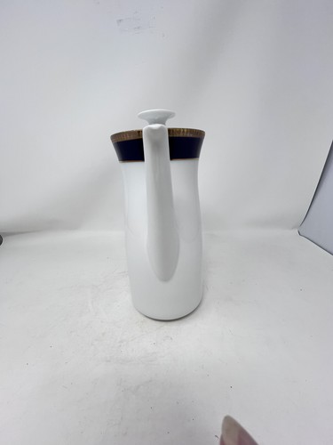 Thomas Rosenthal Germany Teapot Blue & White With Gold Trim 9 1/2”High ...