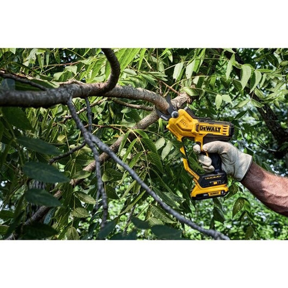 DEWALT 20V MAX Pruning Shears Garden Tool, Cordless, Bare Tool Only ...