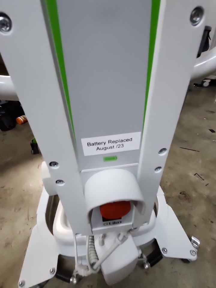 Liko Sabina II 2 EE Battery Powered Sit to Stand Patient Lift NICE ...