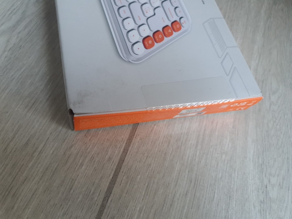 Logitech POP Icon Keys UK QWERTY Keyboard - White / Orange BNIB | eBay