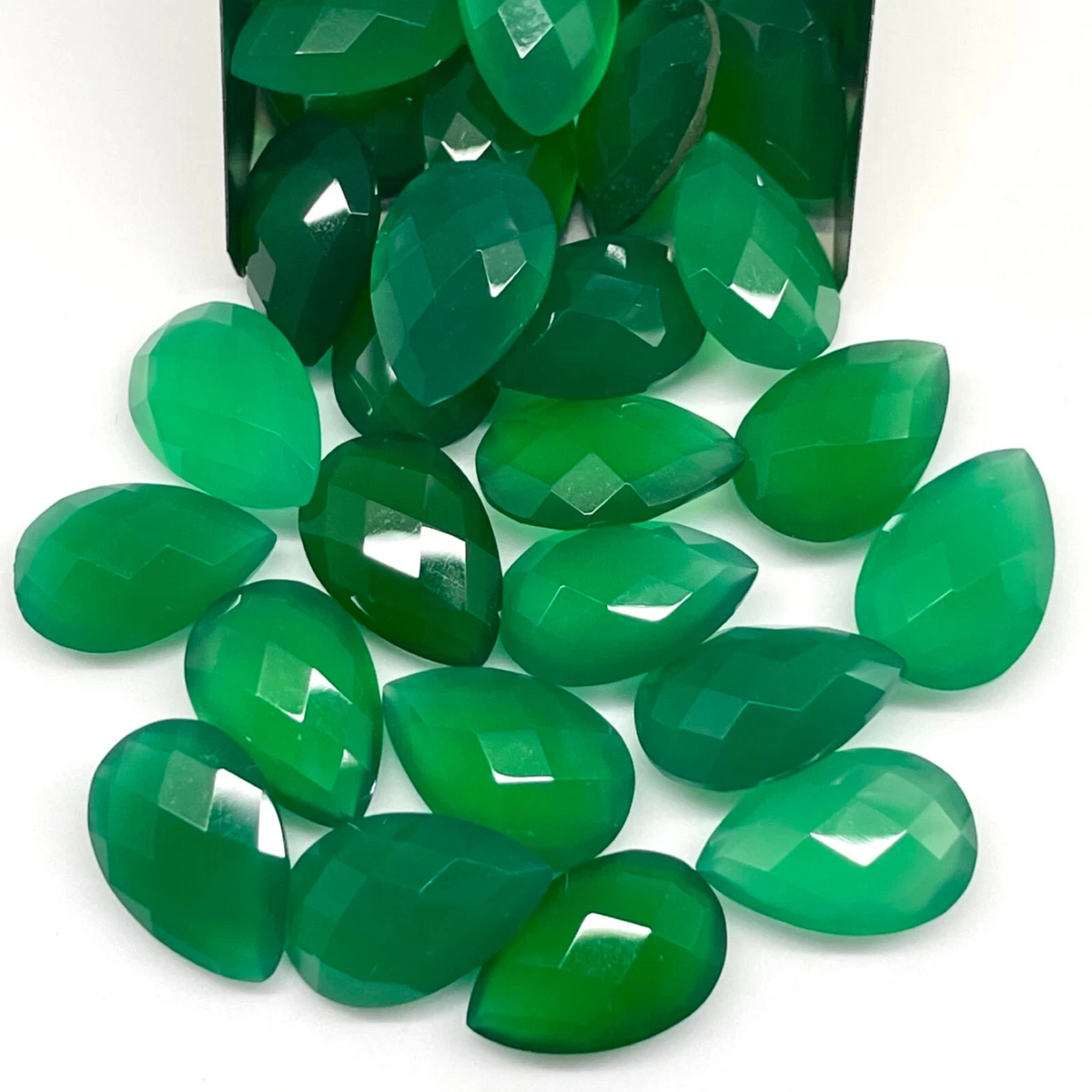 Green Onyx Gemstone