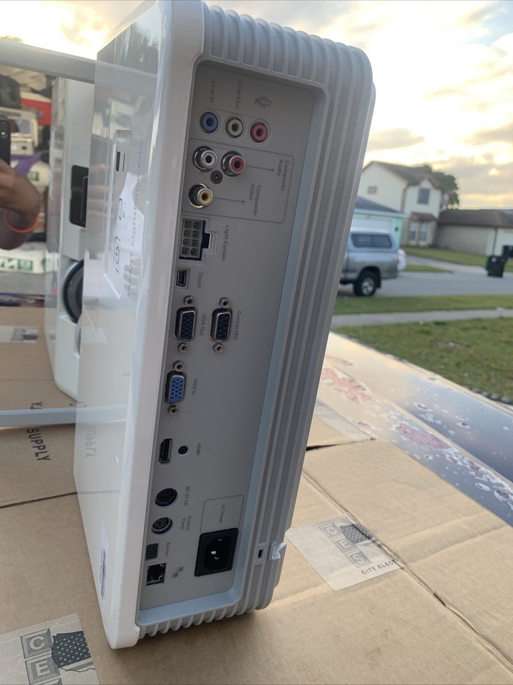 Smart LightRaise 60wi WXGA DLP Projector Ultra Short Throw READ *USED ...