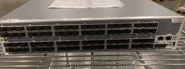 Juniper QFX10002-72Q 72-port 40GbE QSFP+ / 24-port 100GbE QSFP28 ...