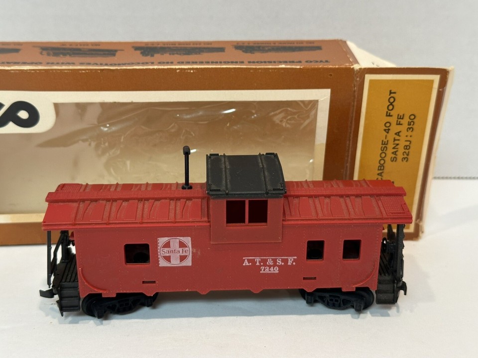 Tyco Vintage Santa Fe train set Ho With Track & Accessories Untested ...