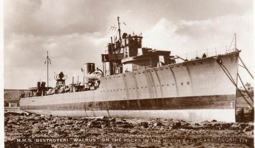 HMS Destroyer Walrus on rocks North Bay Scarborough Shipwreck RP pc ...