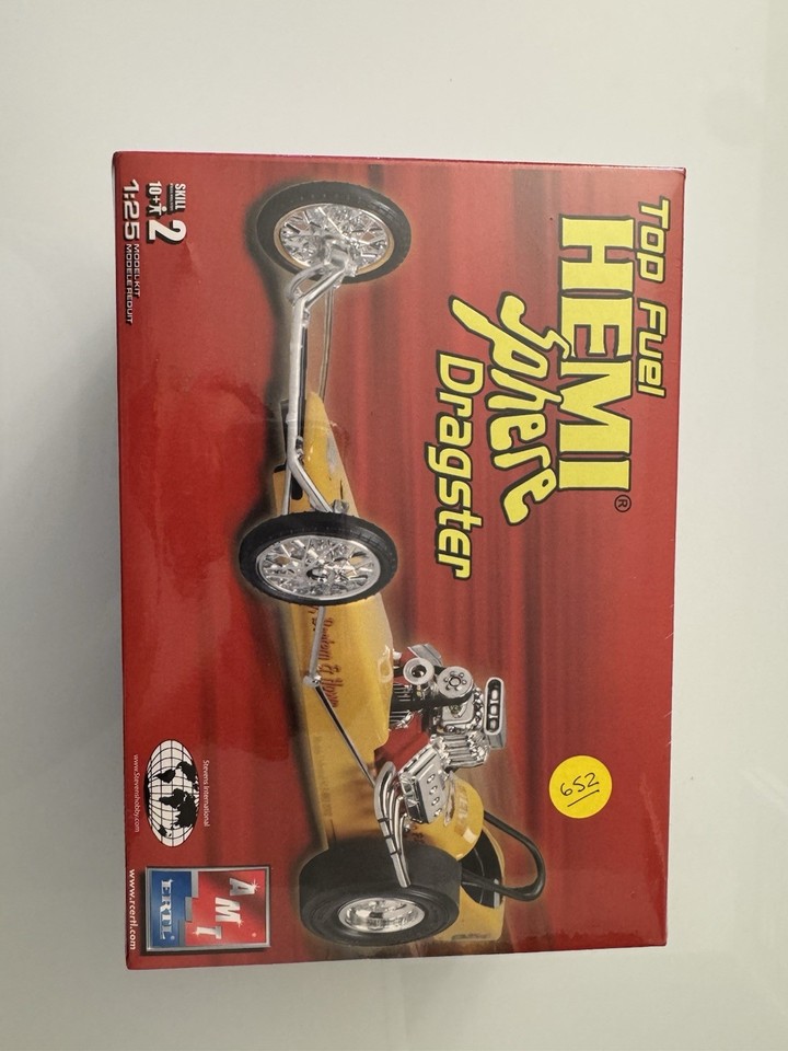 NEW AMT Ertl 38483 1/25 Scale Top Fuel Hemi Sphere Dragster Plastic ...