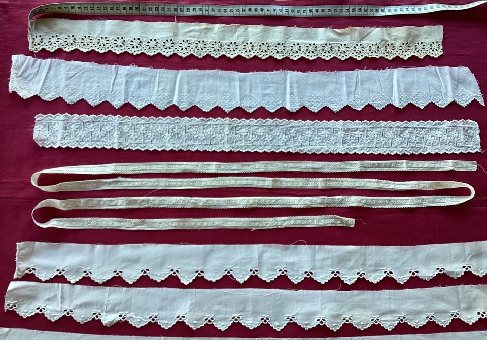 Lot de rubans anciens en voile ou coton brodés pour couture et ...