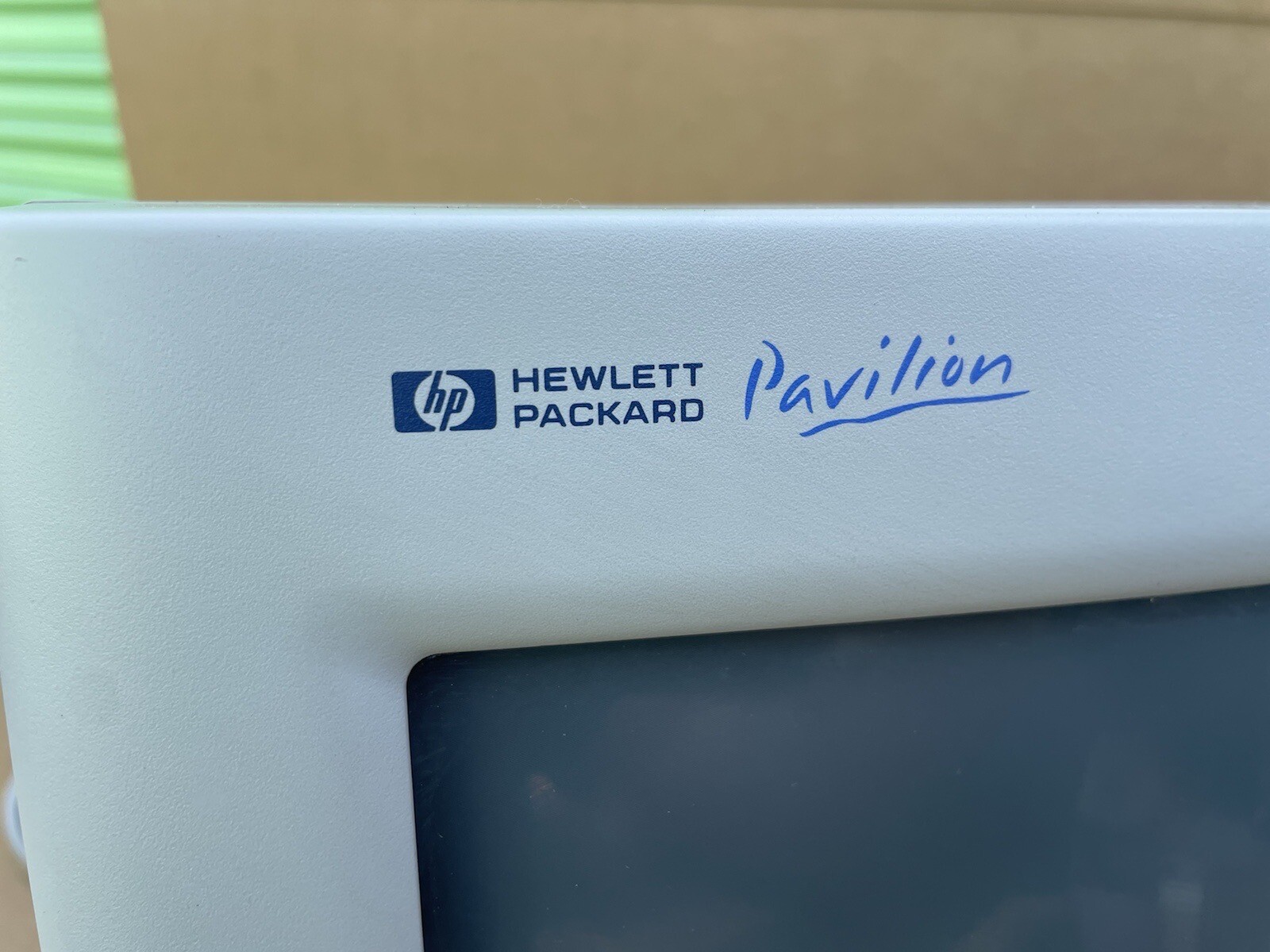 1999 HP PAVILION D5258A M50 13.5" VGA COMPUTER MONITOR CRT (READ ...