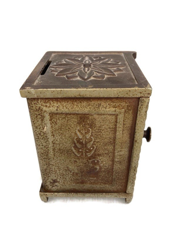 Antique Columbus Safe Cast Iron Coin Deposit Bank Small Toy Coin Bank ...