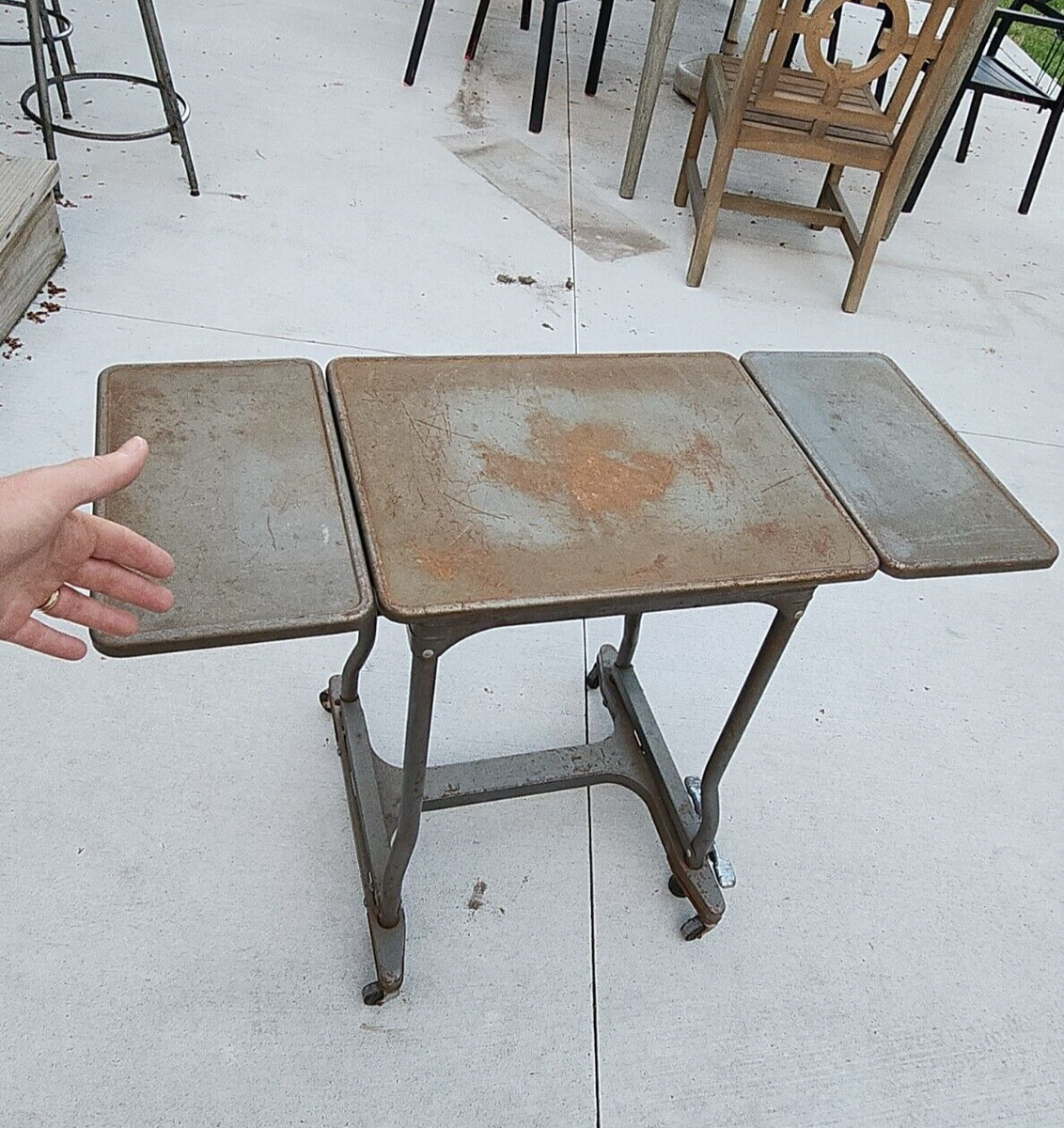 Vintage Metal Typing Table