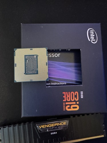 Intel Core i9-9900K Processor (3.60GHz, Octa-Core, LGA ...