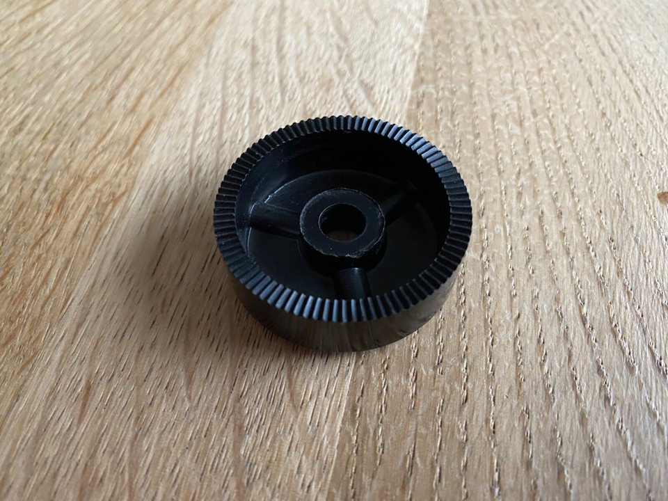 Vintage Perpetuum Ebner Turntable 45 RPM Adapter Puck | eBay