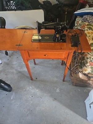 Singer Sewing Machine- 1950's- Comes With Table As Well And In Working ...
