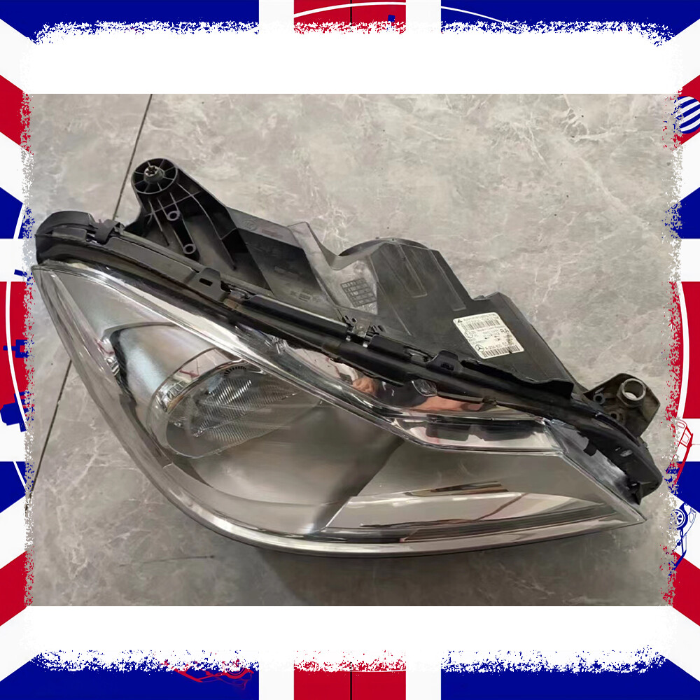 OEM A2048205059 Right Halogen Headlight For 2011-2014 Mercedes-Benz C ...