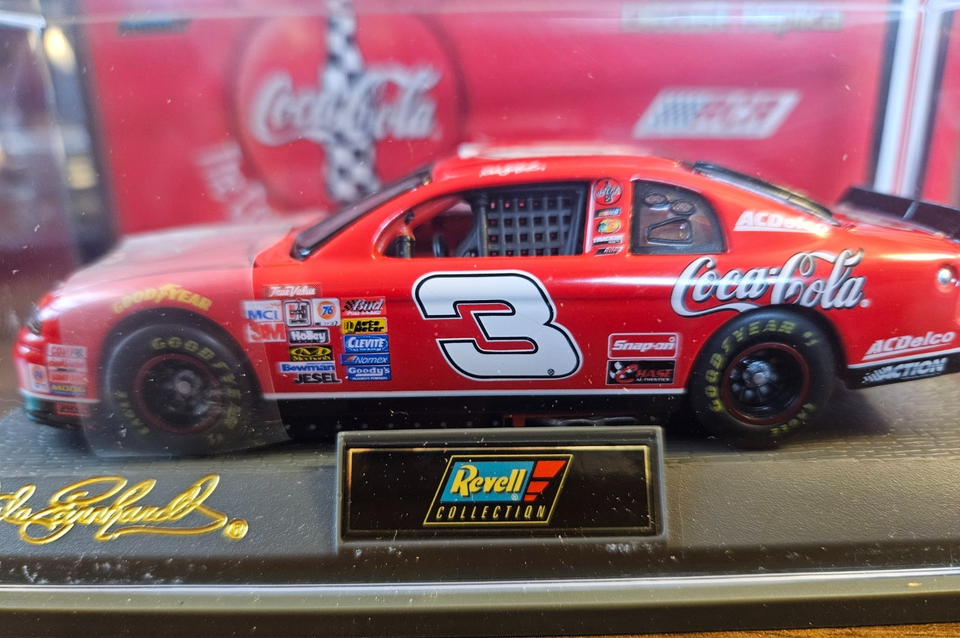 Revell NASCAR 1/43 Dale Earnhardt Sr #3 Coca-Cola Monte Carlo RCR VHTF ...