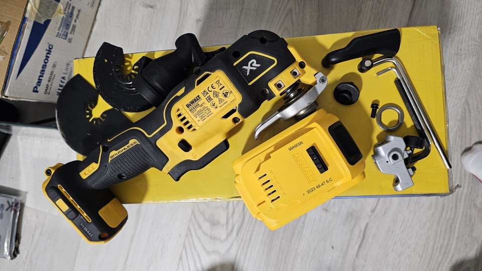 DeWalt DCS355M1 18V XR Li-ion Brushless Multi Tool 1 x 5.0Ah TStak ...