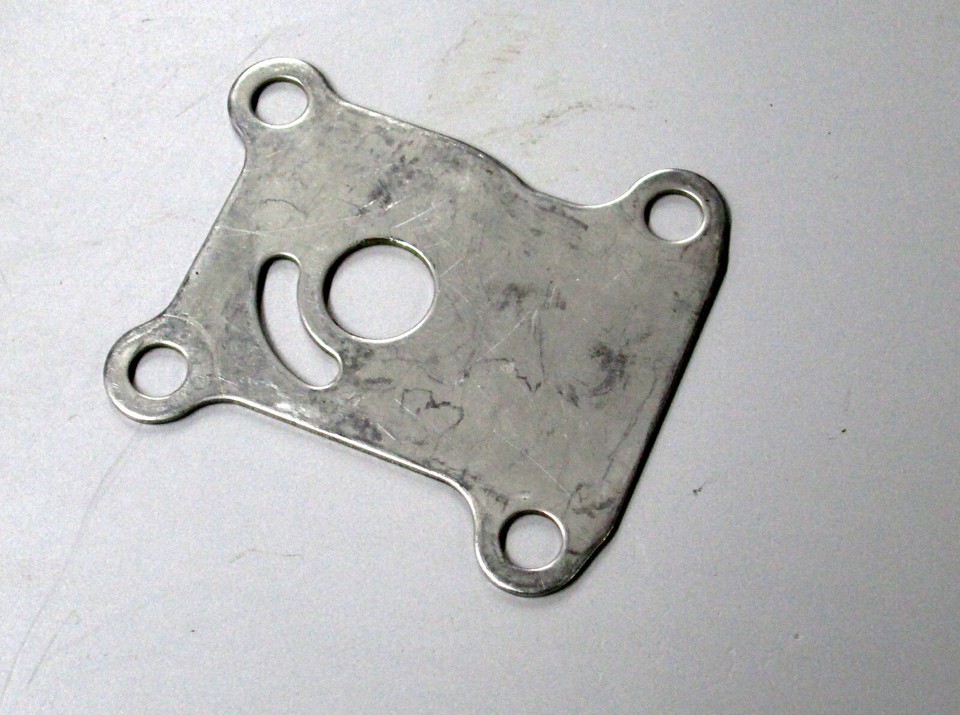 Johnson Evinrude OMC outboard 318995 Water Pump / Impeller Base Plate 8 ...