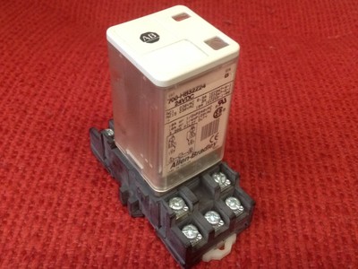 Allen-Bradley - 24-VDC Relay - Catalog #700-HB32Z24, Series B- with 8 ...