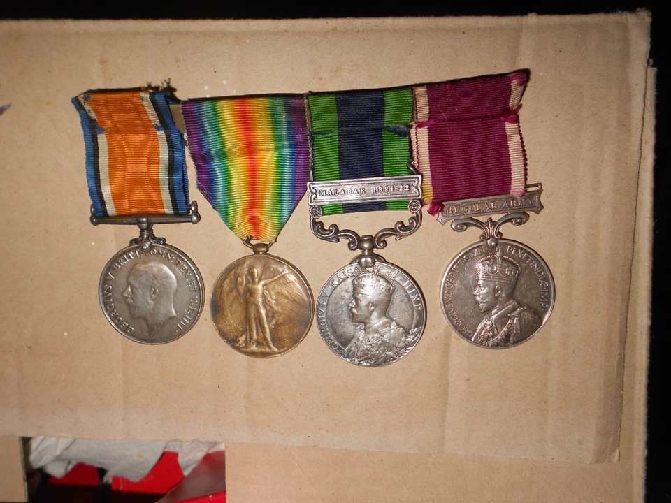 ORIGINAL WW1 MEDALS AND INDIAN MEDALS. ALL TO ONE MAN.GLOS./DORSET REG ...