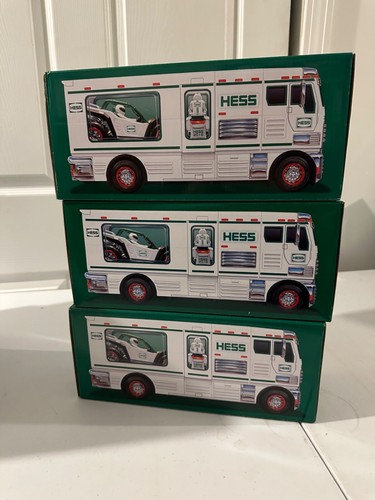 HESS TOY TRUCK 2018 RV WITH ATV AND MOTORBIK (you only get one truck ...