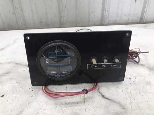 91 Four Winns 365 Express Cruiser Boat Flo Scan FloScan fuel flow meter ...