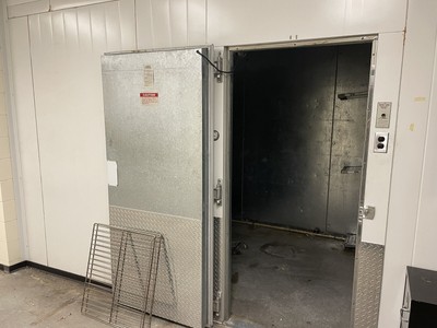 Freezers - Used Walk In Freezer