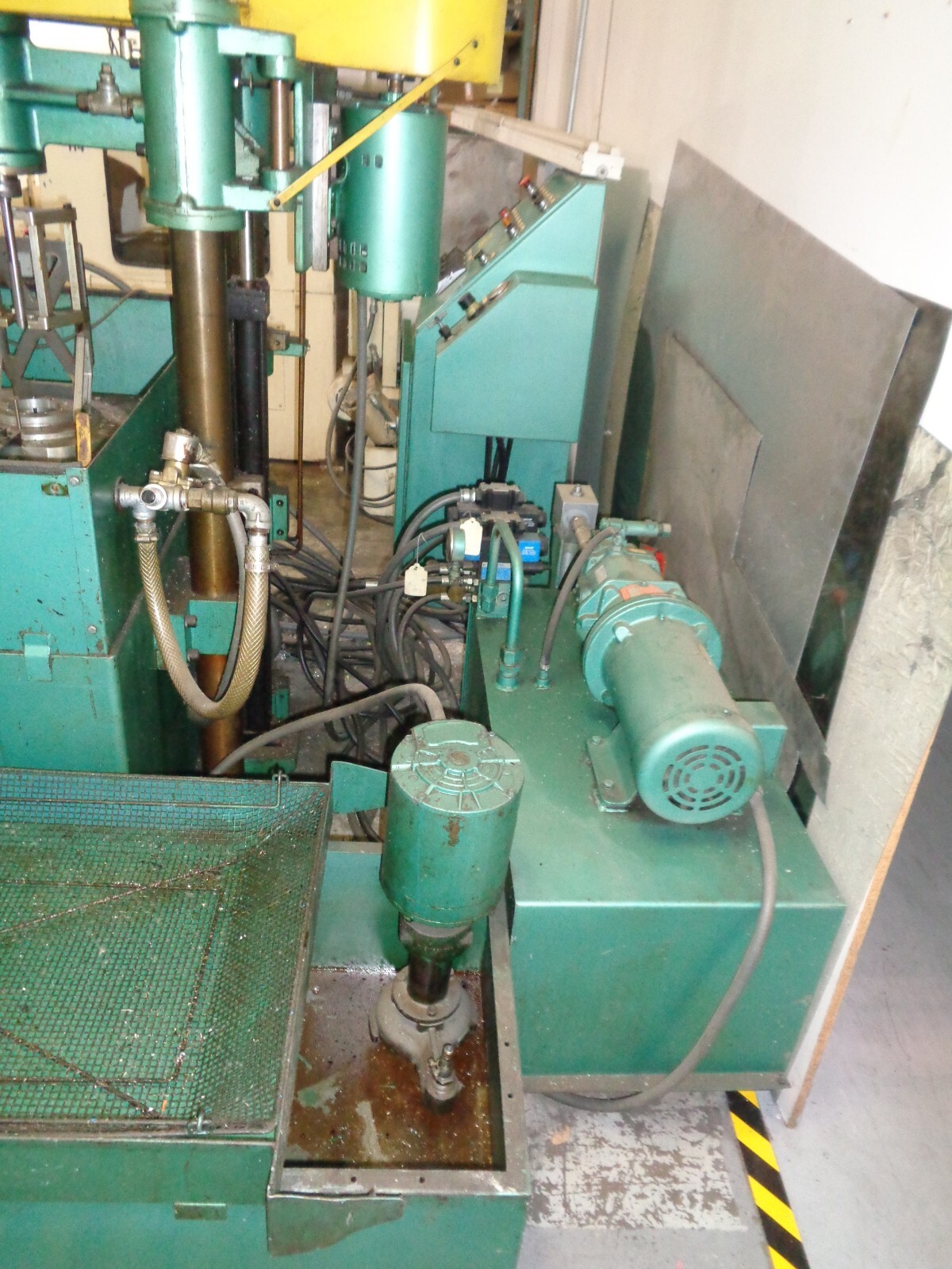 Superior Honing Equipment 2VA7(33)R Vertical Hone Machine | eBay