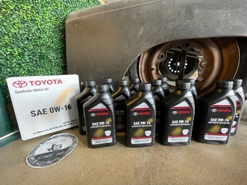 (12) Genuine Toyota / Lexus 0w16 Motor Oil Quarts in a Case 00279-16QTE ...
