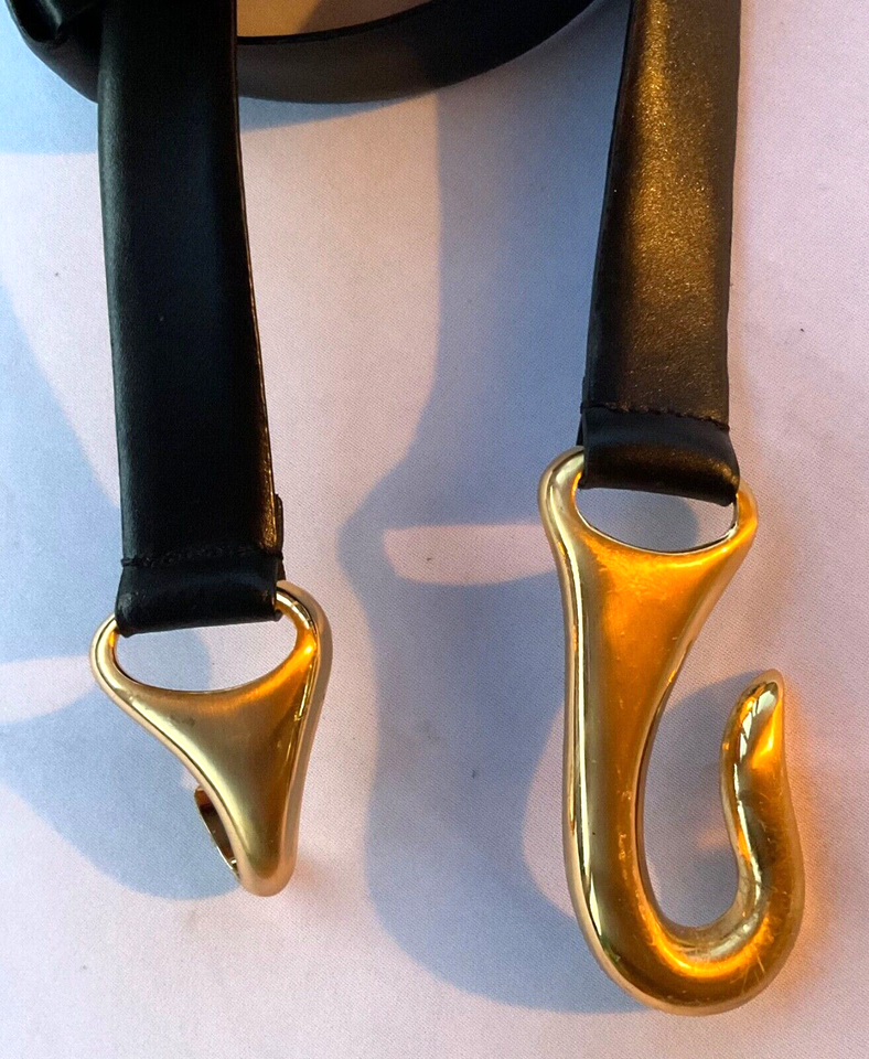 CHICO'S BLACK GENUINE LEATHER SILVER HOOK BUCKLE. ADJUSTABLE Size S/M ...