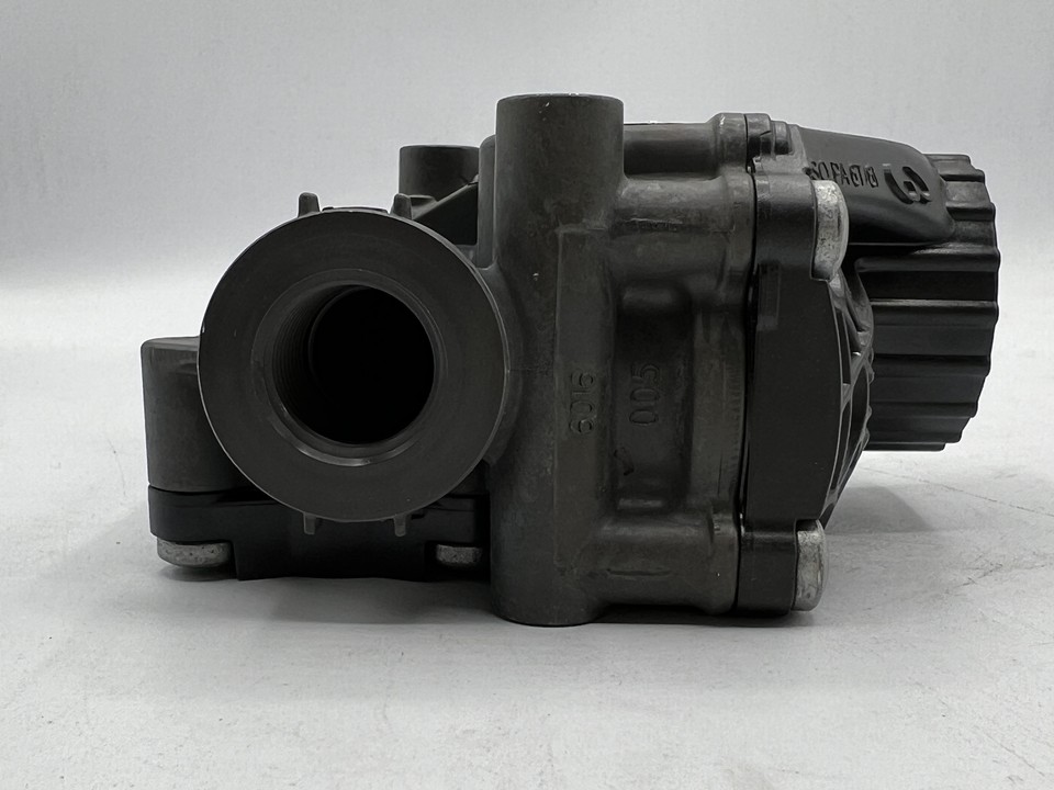 Bendix K056040 ABD Modular Valve M-40HF Black New No Box | eBay