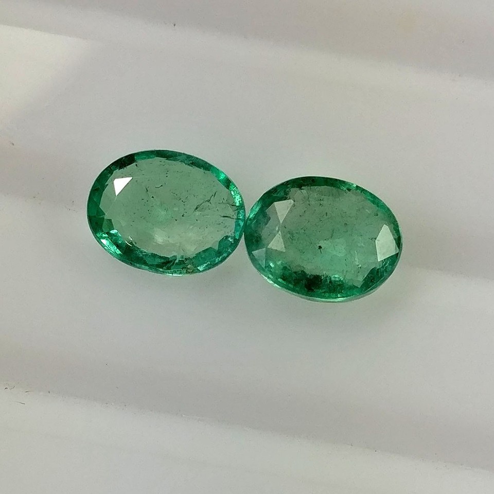 2.25ct Natural Emerald oval nice green oval calibrated (8x6)mm matching ...