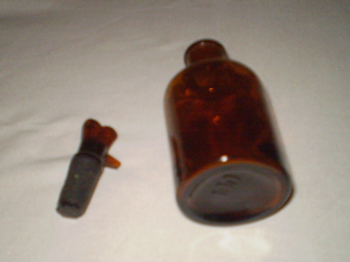Chloroform Uses Sultan | Chloroform Bottle, 8 Oz | 20390 – SurgiMac
