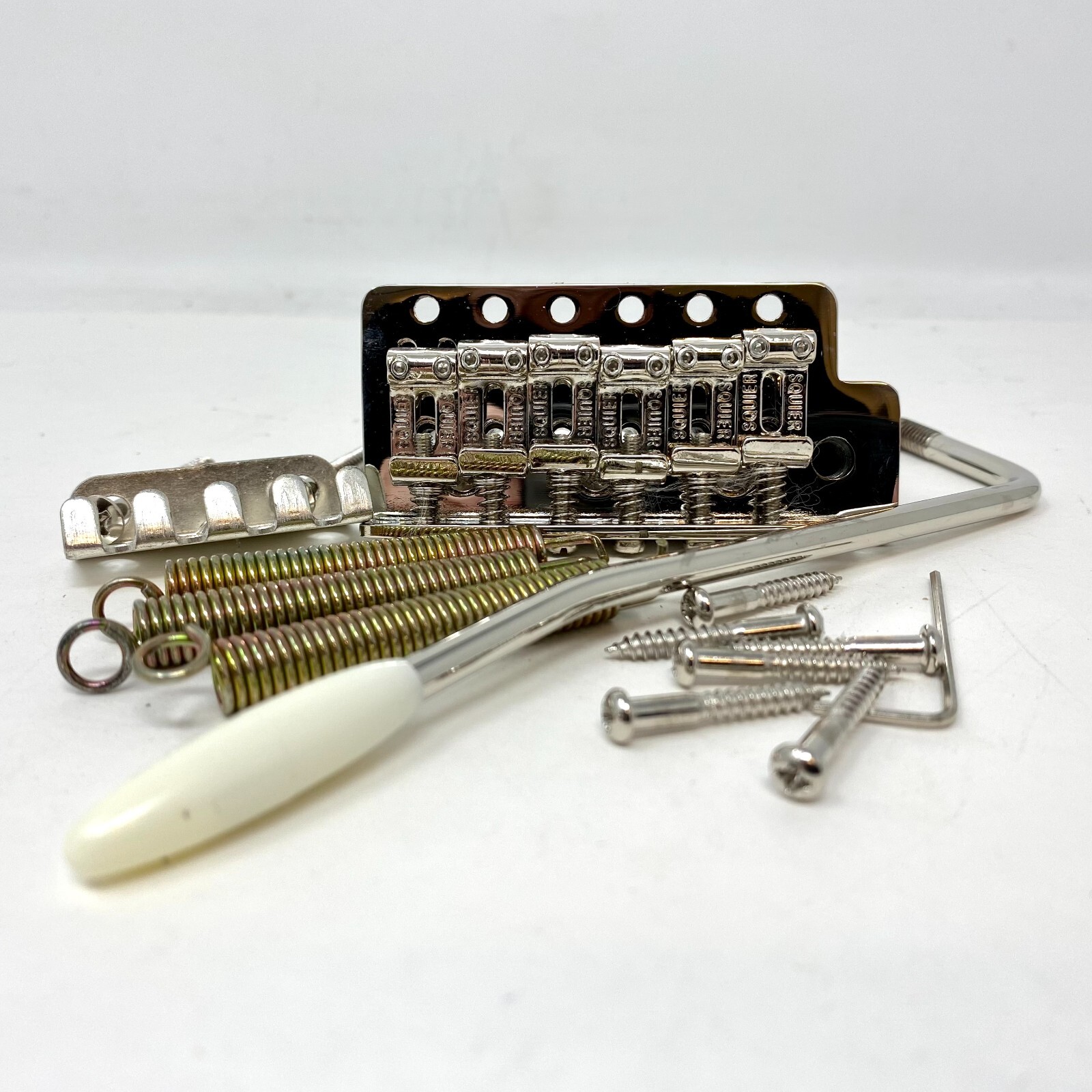 Fender Stratocaster bridges for sale > guitarandbassparts.com