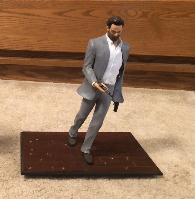 Max payne 3 statue - zoomforge