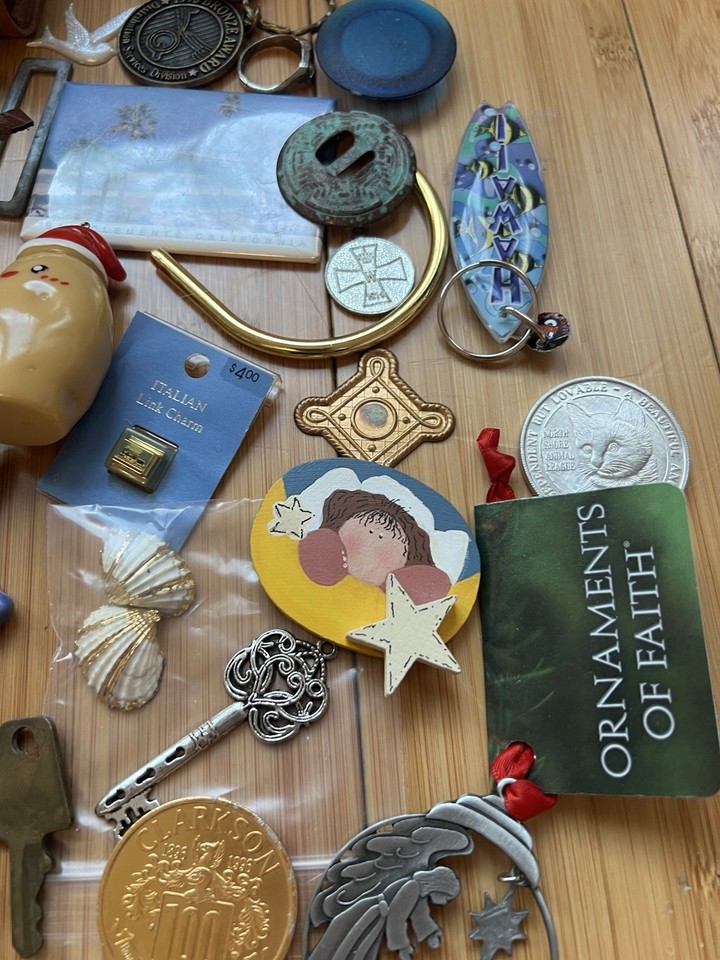 100+ pc Vintage & Modern Junk Drawer Treasure Trinkets Lot Assorted ...