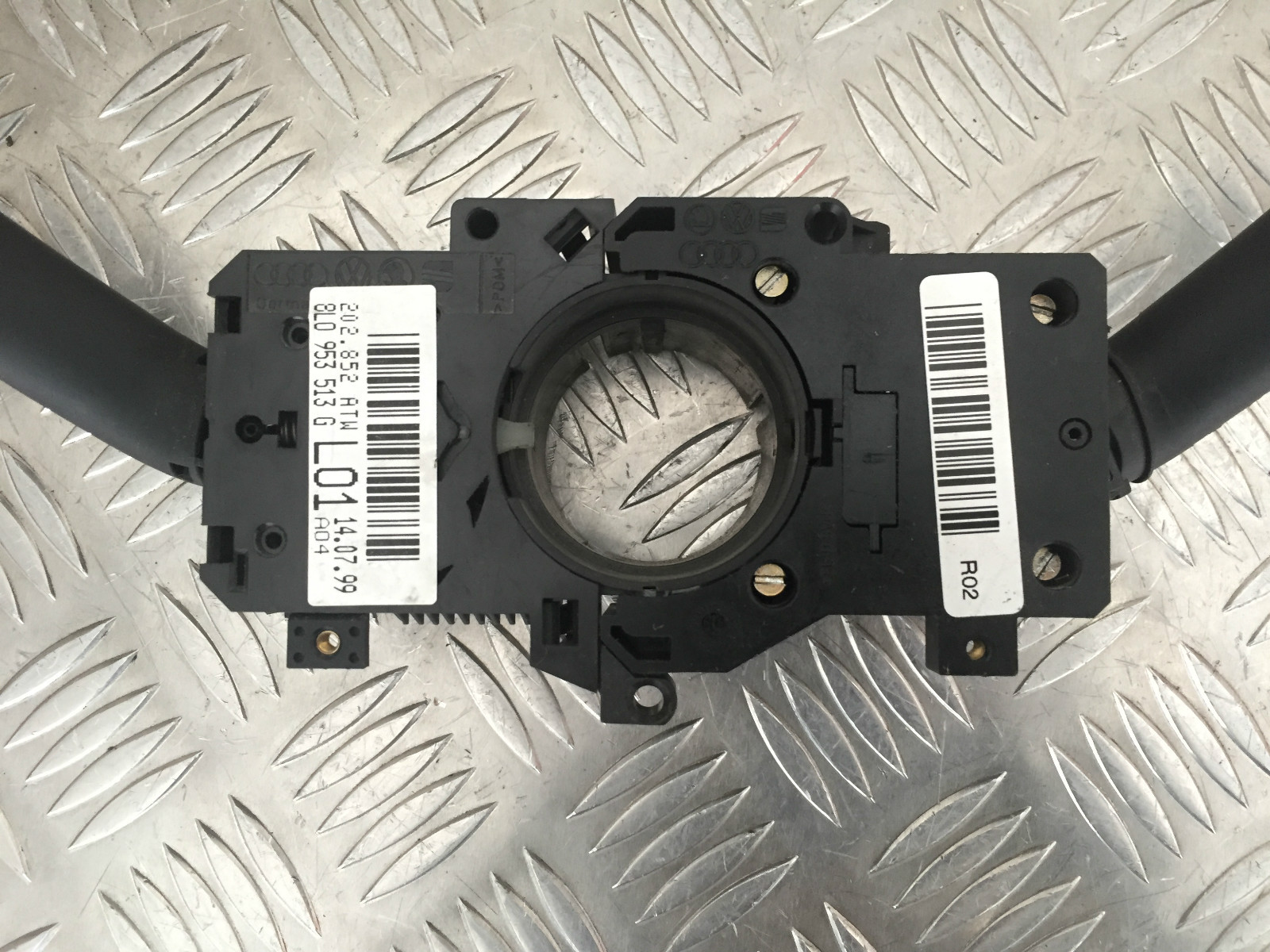 Commodo COM Commande Volant - VOLKSWAGEN Golf IV (4) - Réf : 8L0953513G ...