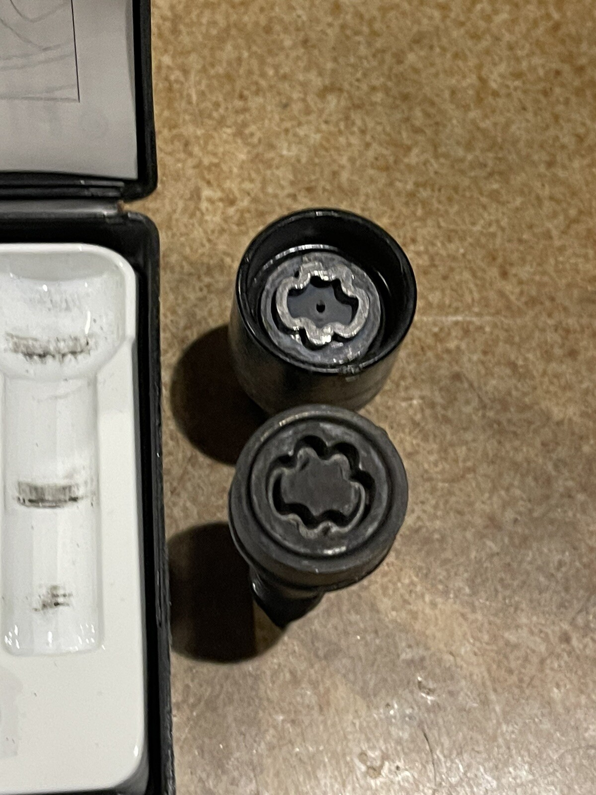 Kit de trava de parafuso de roda MERCEDES com soquete e estojo ...