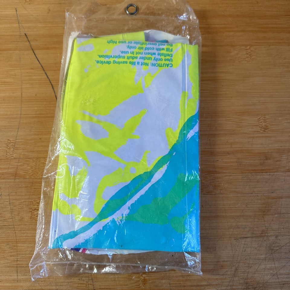 Vintage The Wet Set Inflatable Kid Size Pool Float NOS 1990 30" x 21 ...