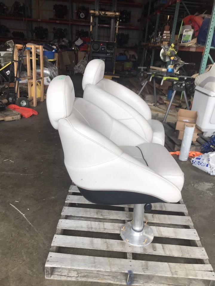 Crownline boat Marine captains chairs with aluminum mount base ...
