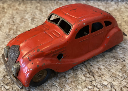 A fair working 1940s tinplate clockwork Triang Minic Chrysler ...