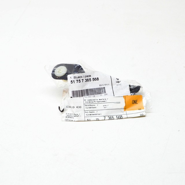 OEM BMW 1 F21 Right Underfloor Panelling Bracket 7365568 51757365568 ...