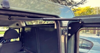 Stainless Steel Rear Door Top Mount Gas Strut Kit for Land Rover ...