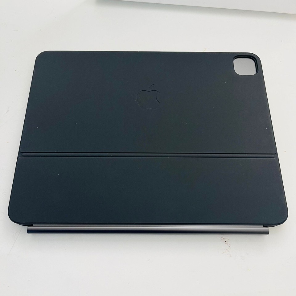Apple Magic Keyboard Case iPad Pro 13-inch M4 - Black A2974 MWR53LL/A ...