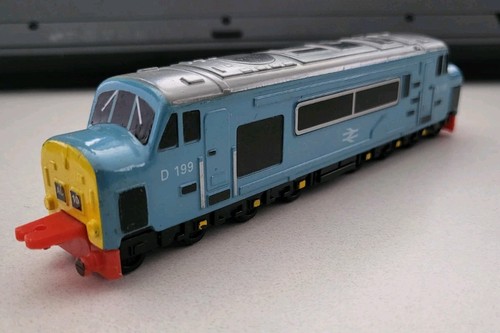 Vtg ERTL Thomas The Tank Engine & Friends Diecast D199 Diesel Train ...