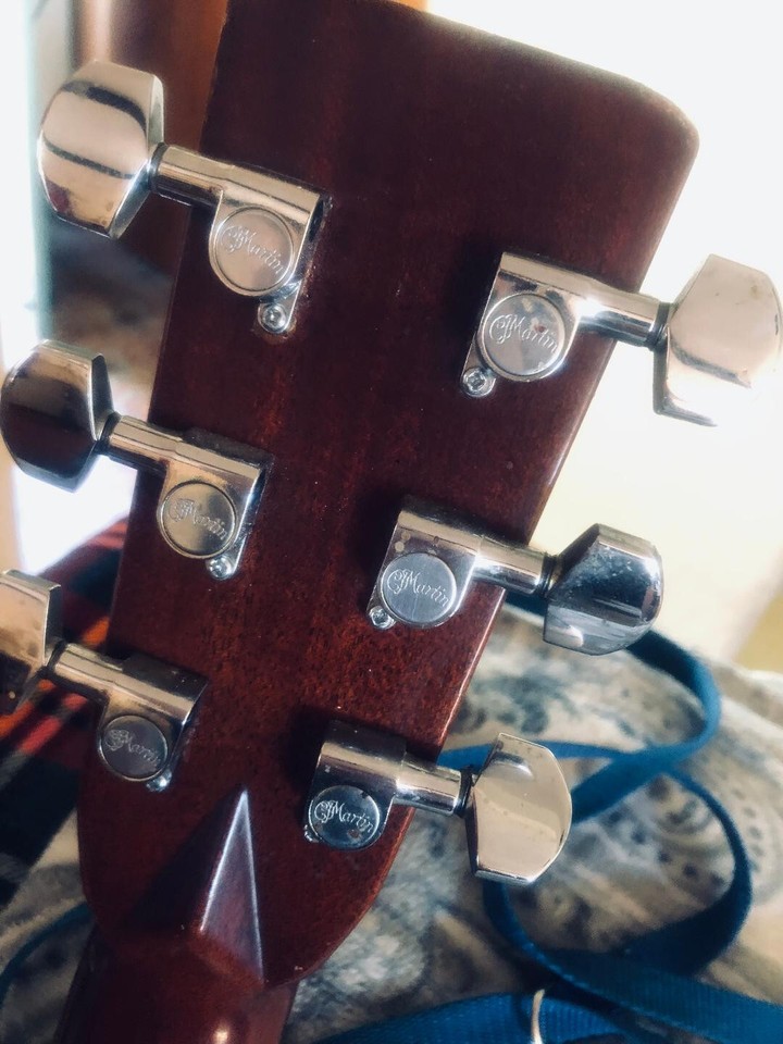 Used HD-2832 Martin Shenandoah Acoustic Guitar with Hard Case 6 String ...